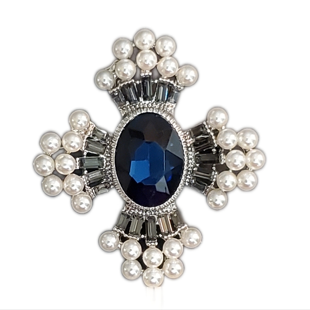 Monet Quatrefoil Blue Gem Brooch - Gem